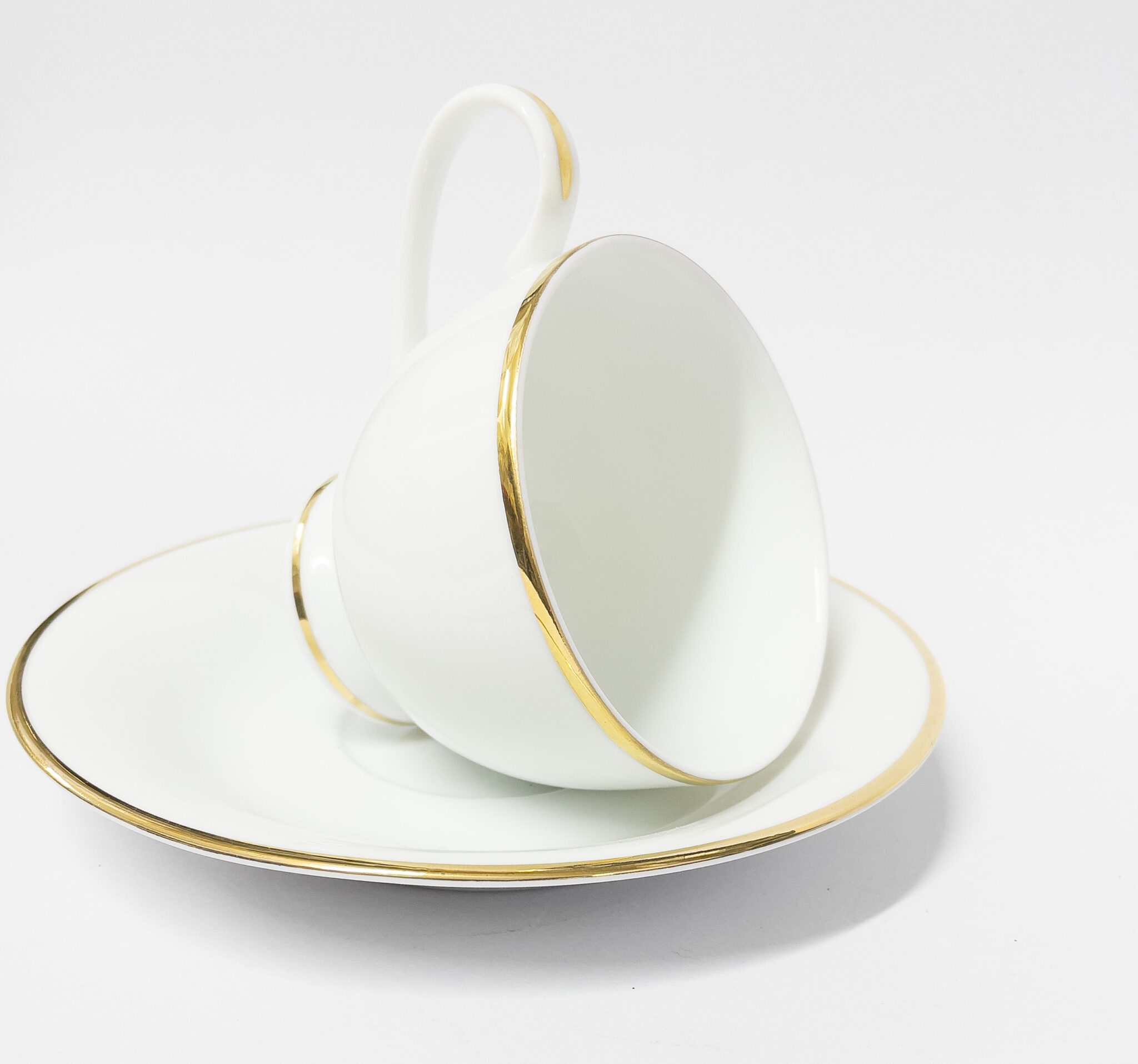 Porcelain Gawa Cups - QATAR MODERN PALACE CARPENTRY & TRADE W.L.L